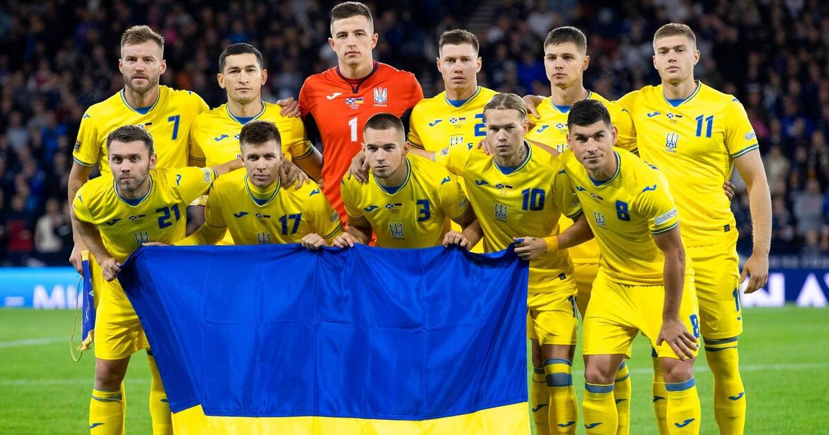 Презентація "Відомі футболісти України" | Презентація. Фізична культура